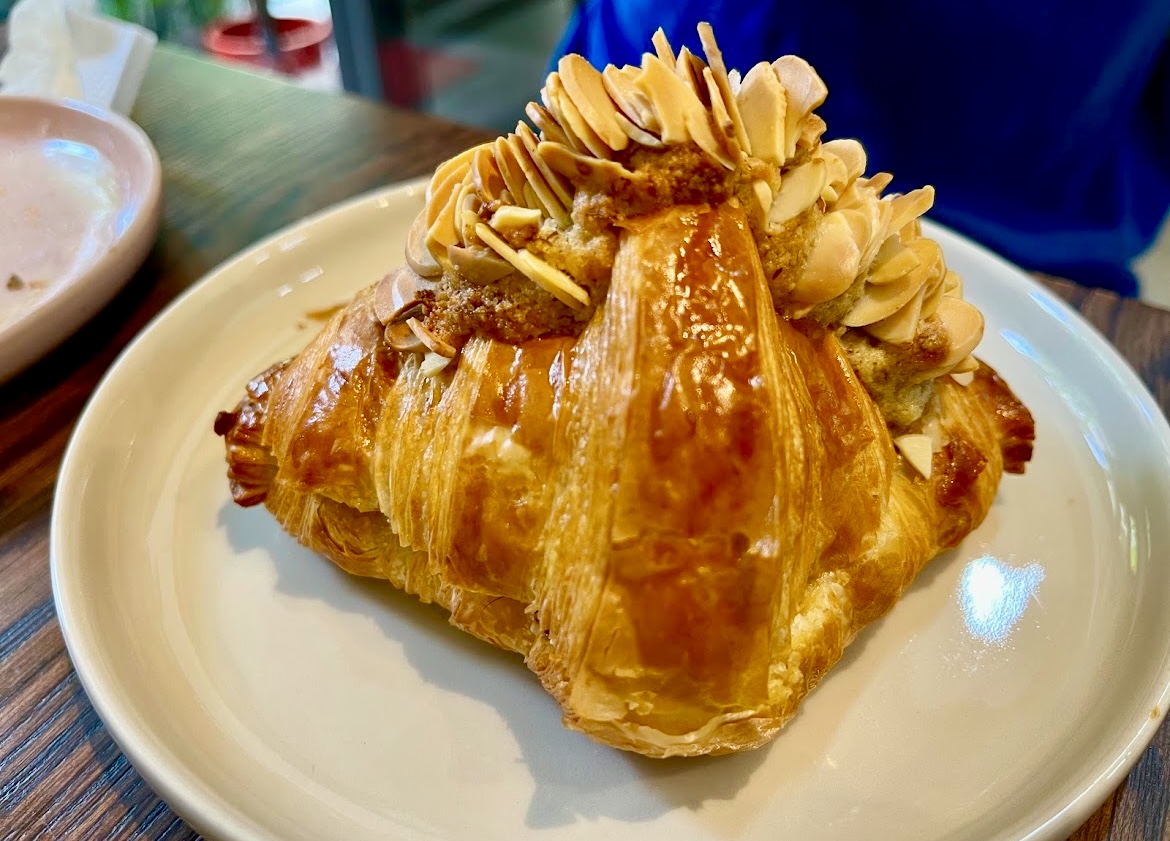 Bakeries with Very Good Pastries in Ho Chi Minh City