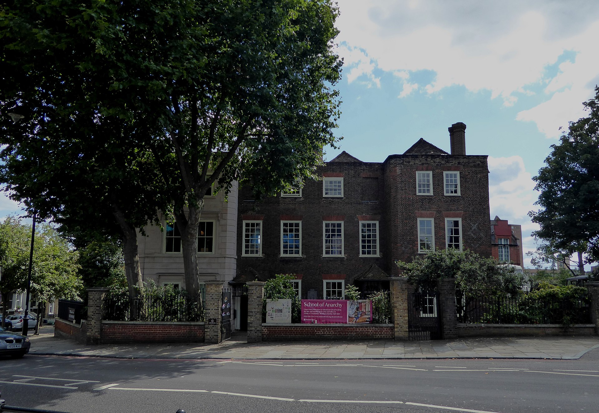 Top 10 Places to Visit in Hackney - by Narrative Nomad