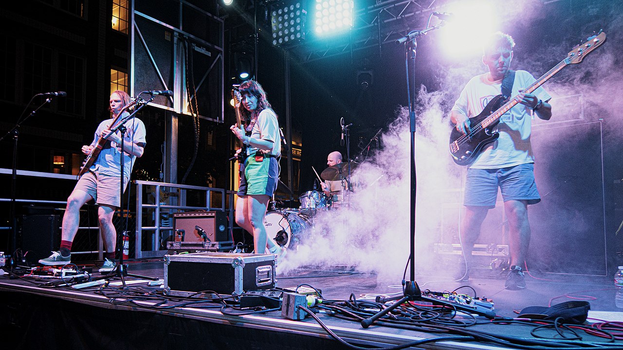 The 50 Best Rock Bands Right Now (#25-1) - RIOTRIOT