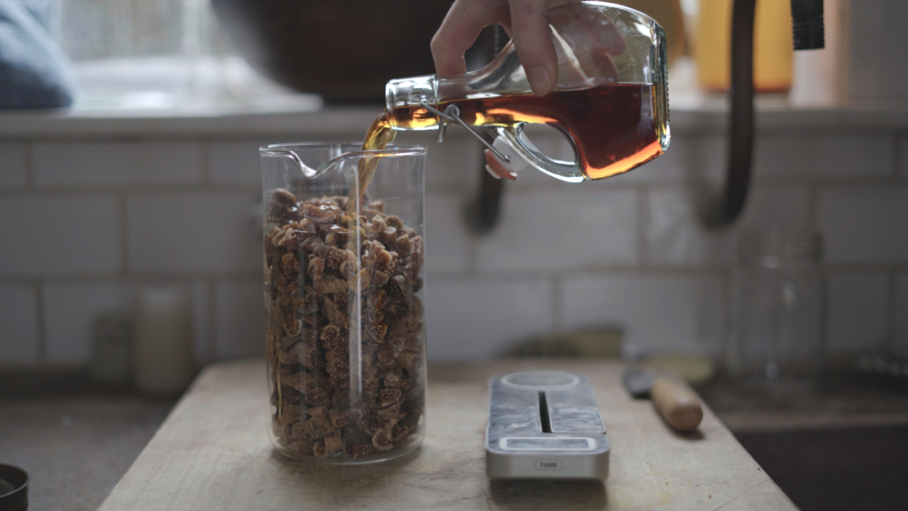 Festive Fig & Rum Bars - Nelferch