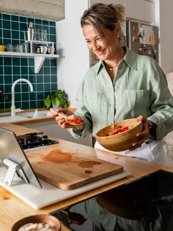 Cook smart with Food Simp, an app for recipes based on ingredients you ...