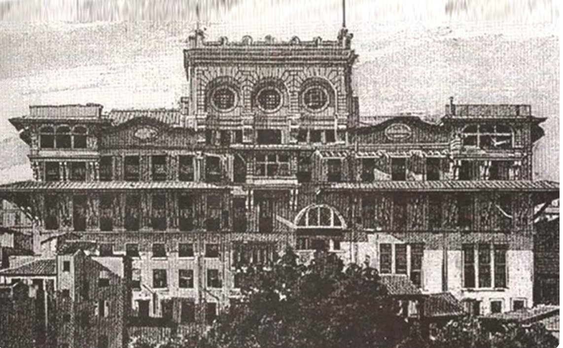 Modernization Under Pressure: The Ottoman Tanzimat Reforms