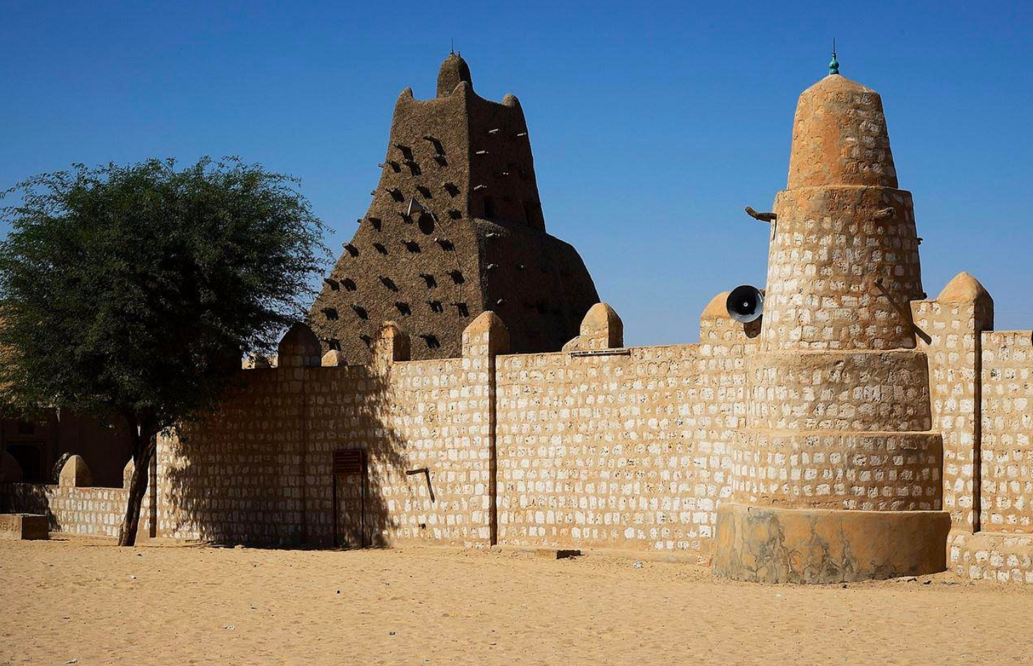 Great mosques of timbuktu - Things.Evolve’s Substack