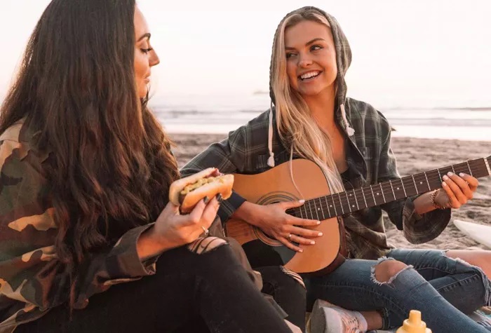 18 Modern Songs About Friendship You Need on Your Playlist