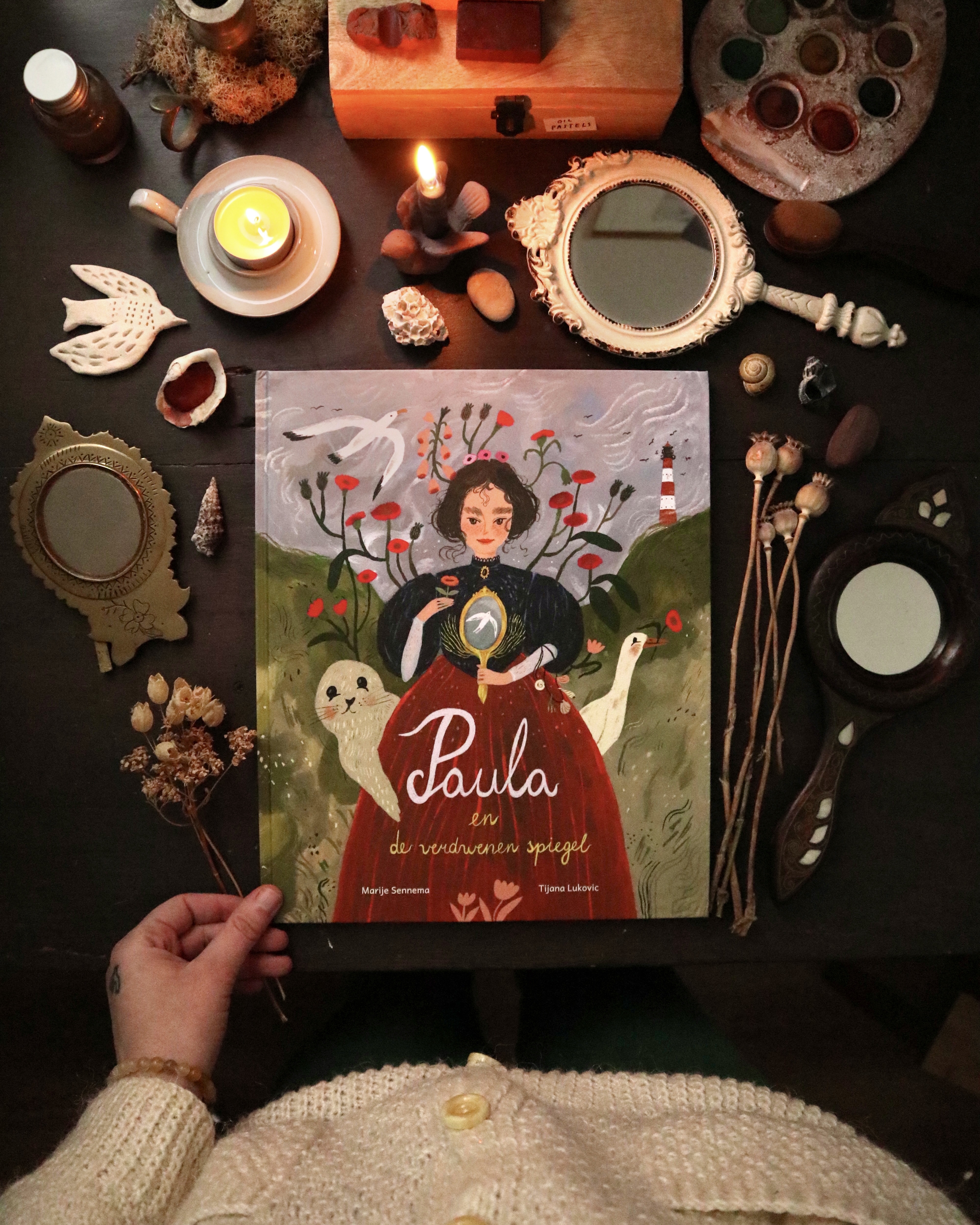 My new children’s book “Paula and lost mirror”
