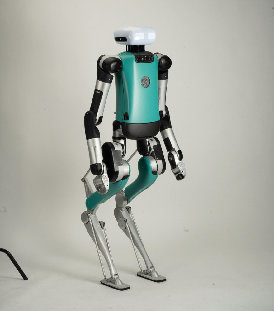 A Brief Primer on Amazon Robots - by Benjamin Y. Fong